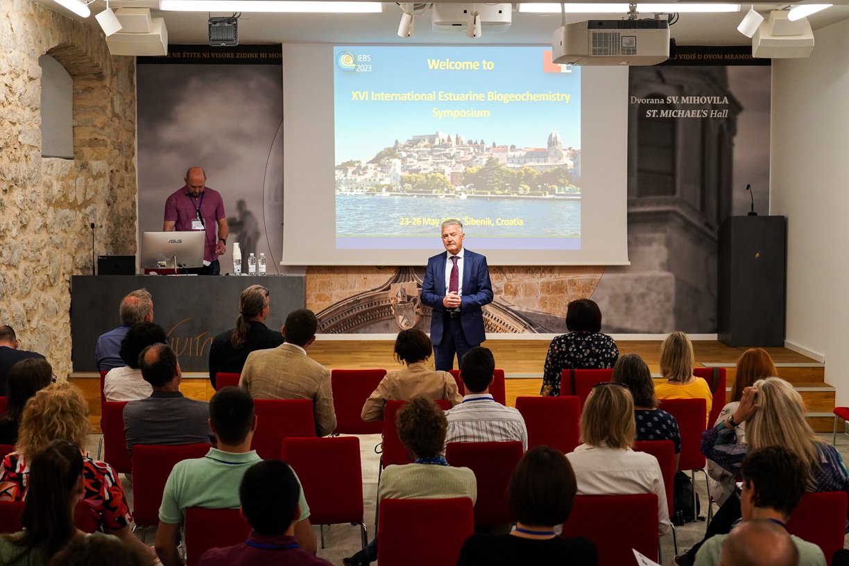 U centru Civitas Sacra otvoren 16. međunarodni simpozij o biogeokemiji ...